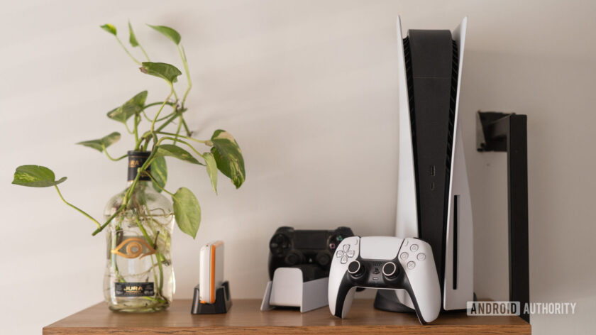 PS5 size and weight: With or without the box - Android Authority