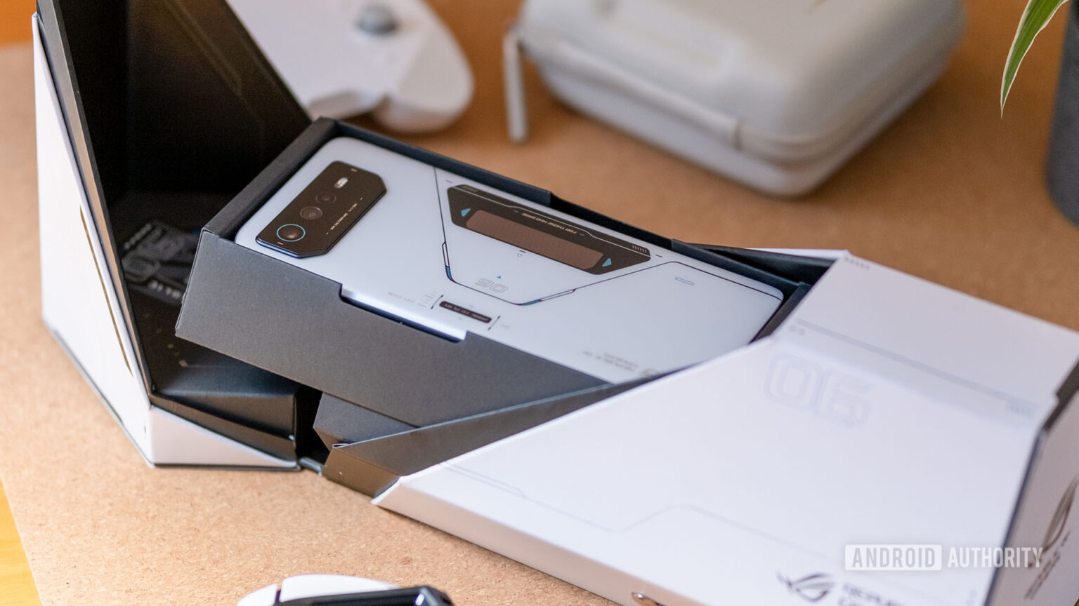 ASUS ROG Phone 6 Pro review: Game on - Android Authority