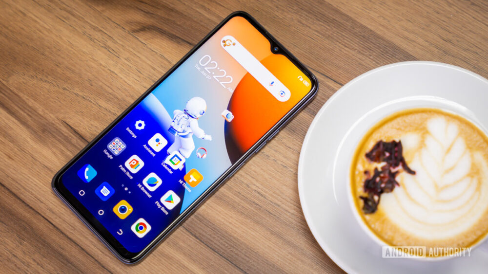 How the TECNO Spark 9 series helps you see your best self(ie)