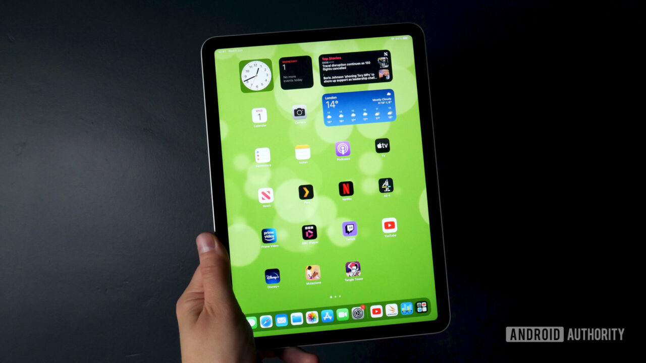 Apple iPad Air (5th generation) review: Mild upgrades, still uncontested