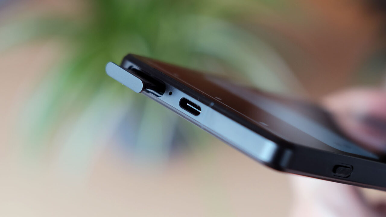 Sony Xperia 1 IV review: Simply outrageous - Android Authority