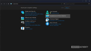 How to use themes in Windows 11 for a more personal desktop experience