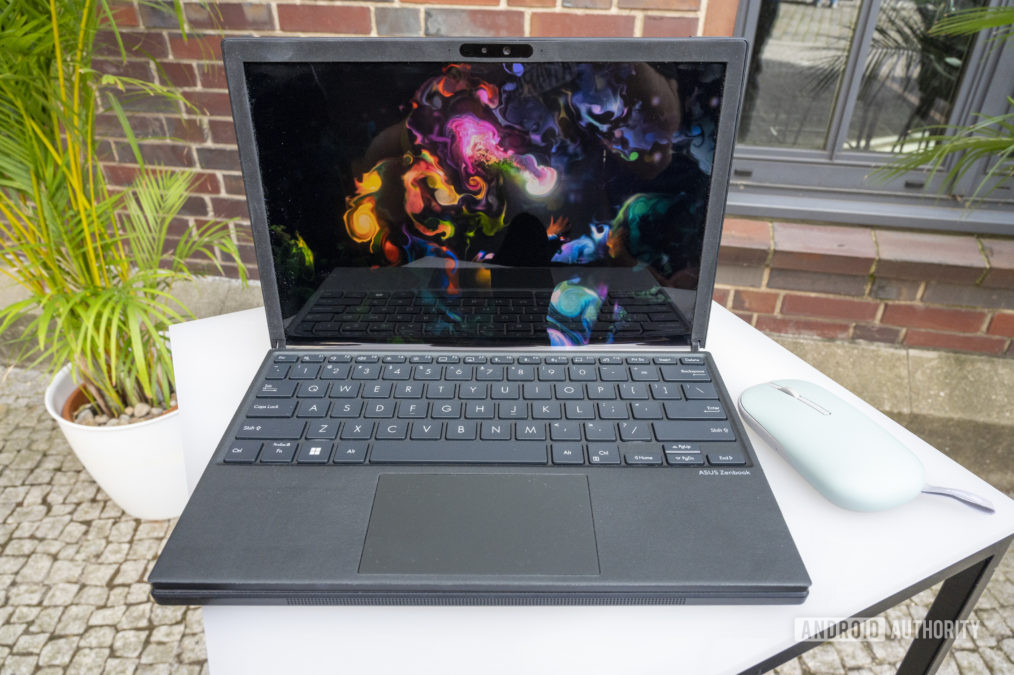 Asus Zenbook 17 Fold OLED hands-on: There’s real potential here ...
