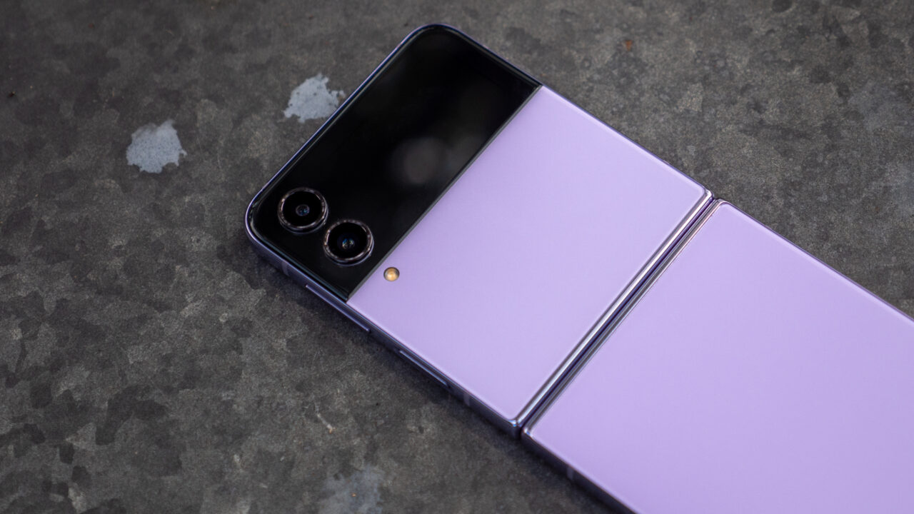Samsung Galaxy Z Flip 4 review: Happy as a clamshell - Android Authority