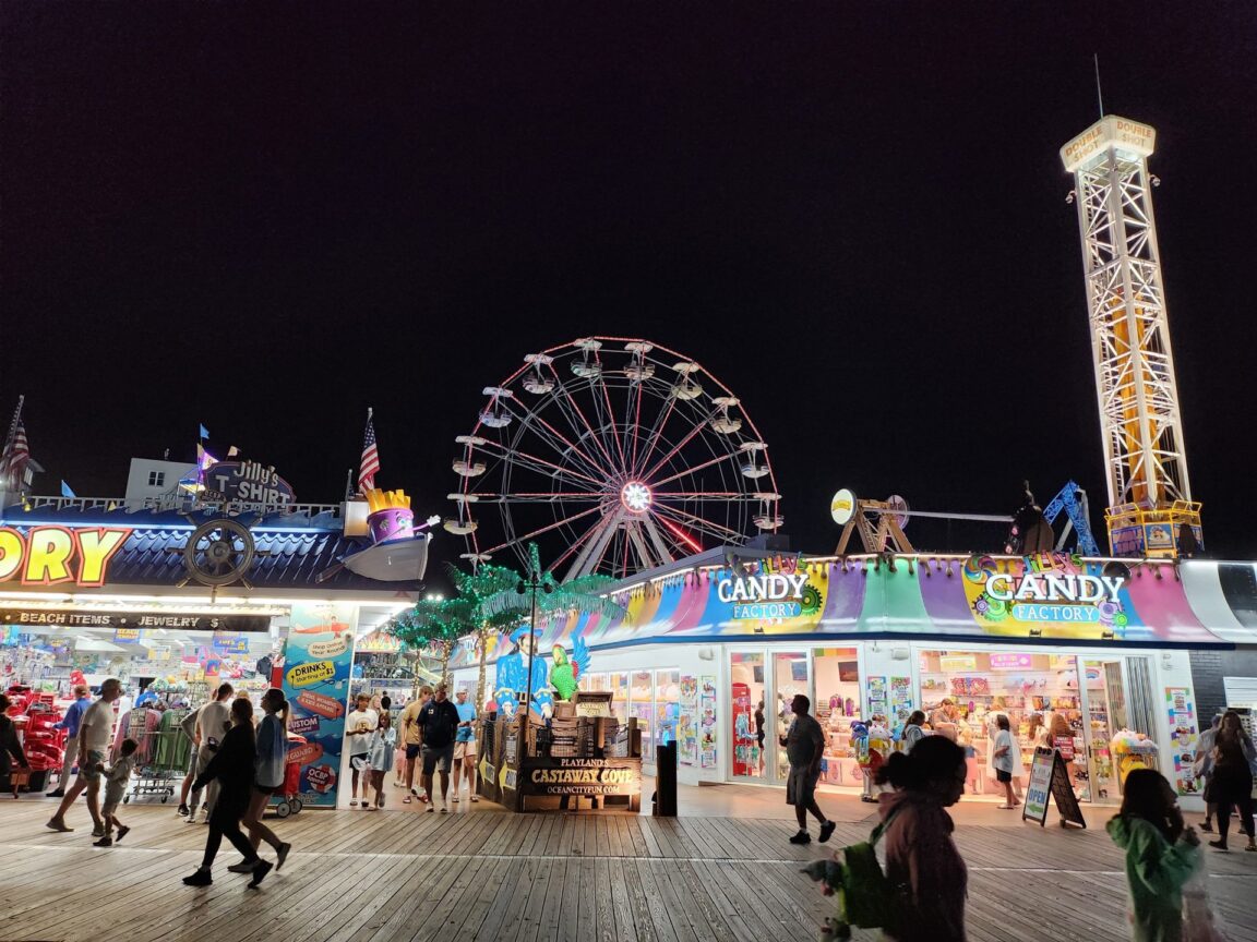 Samsung Galaxy Z Flip 4 review revisited: Is it still worth it in 2023?