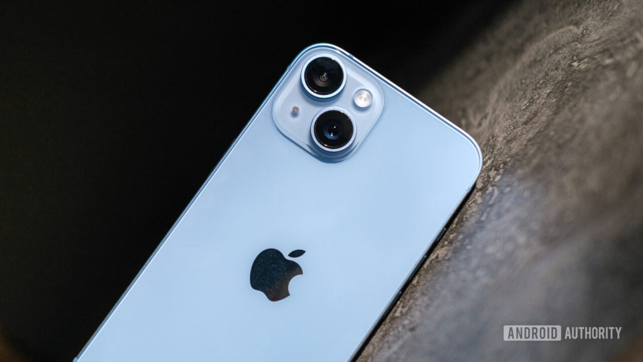 Here are all the carriers that'll give you an iPhone 14 for free