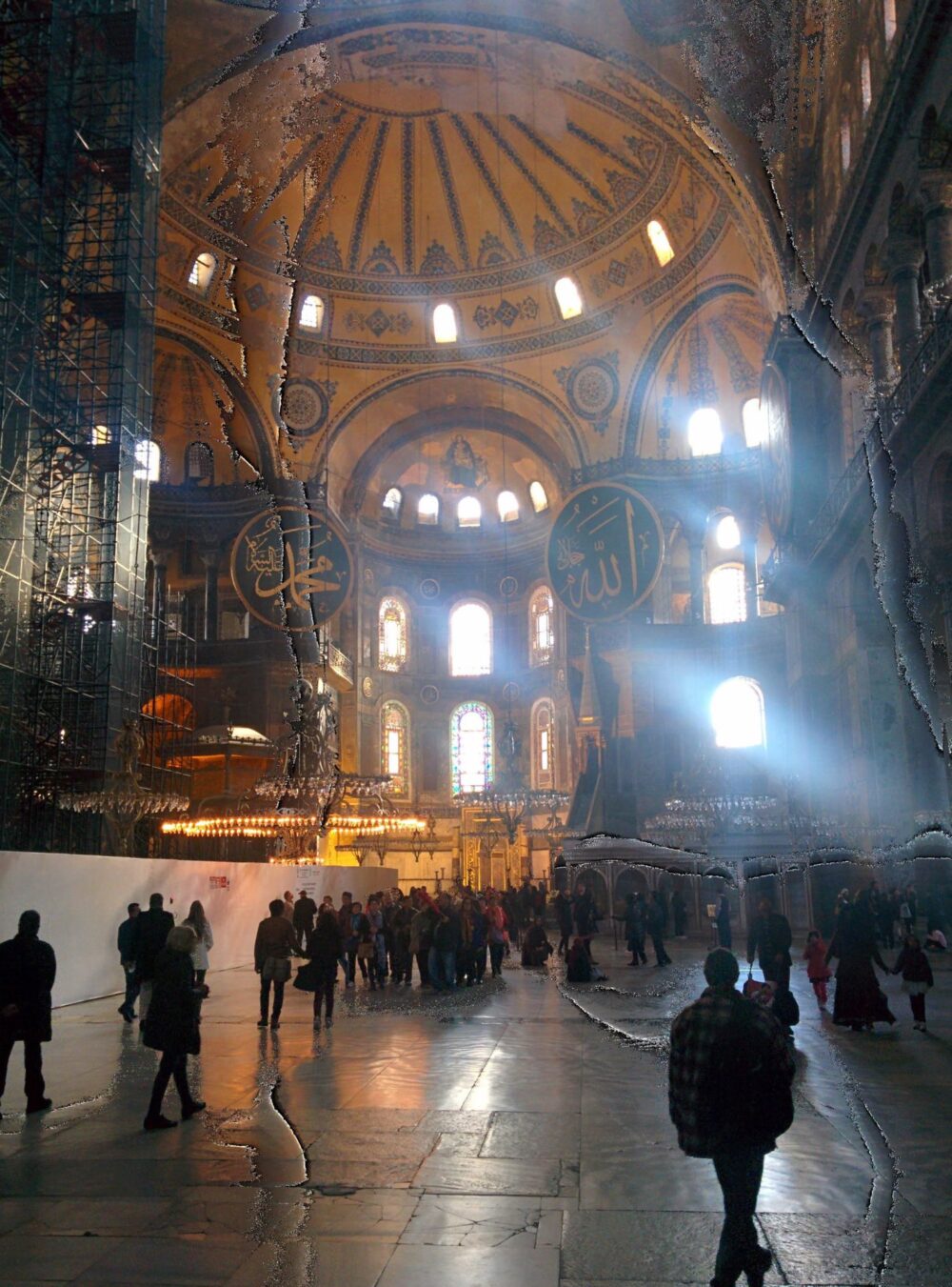 Google Photos users see weird glitches in old images (Update: Fix coming)