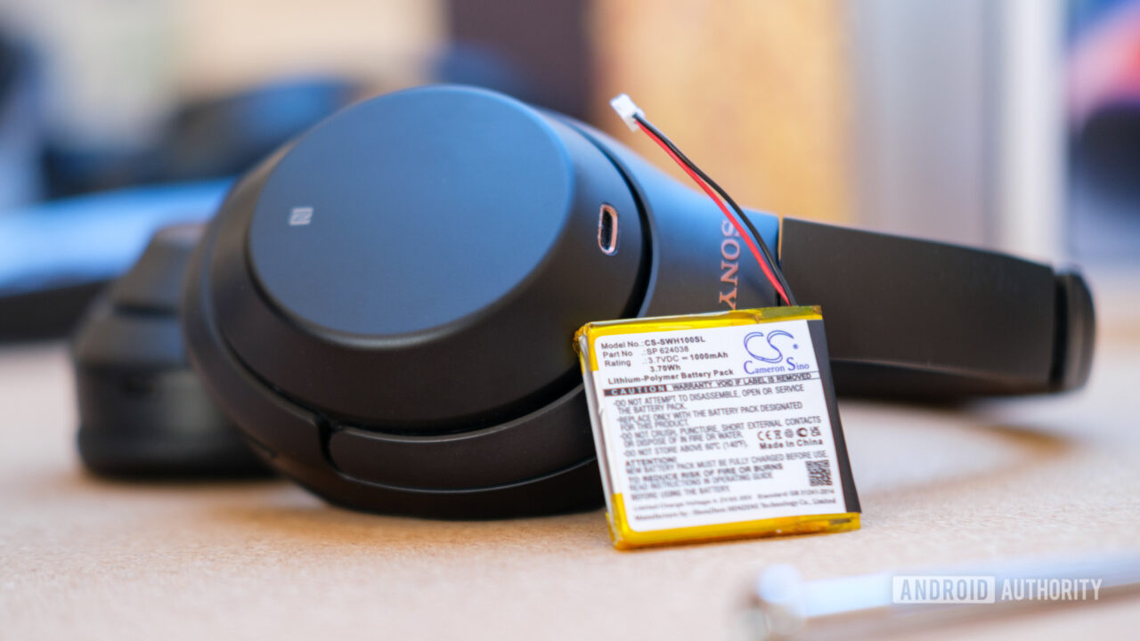 Fixing my WH-1000XM3 battery convinced me of the right to repair