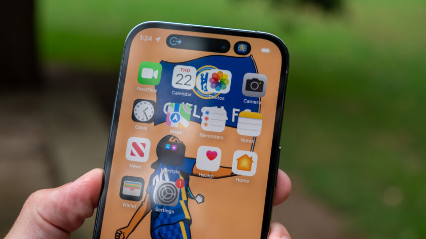 The iPhone's Dynamic Island is a promising failure