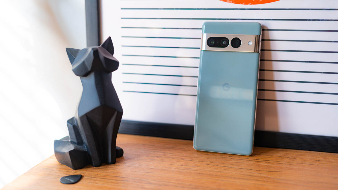 What are the Google Pixel 7 and Pixel 7 Pro colors?