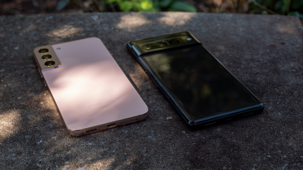 Google Pixel 7 Pro vs Samsung Galaxy S22 Plus: Which should you buy?
