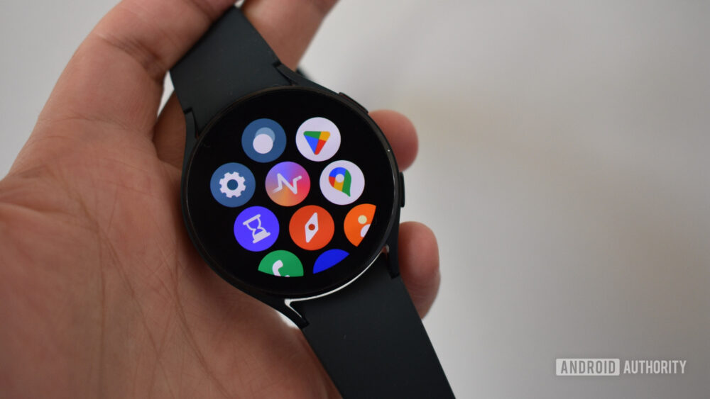 Google Maps is available again on Wear OS 2 smartwatches (Update ...