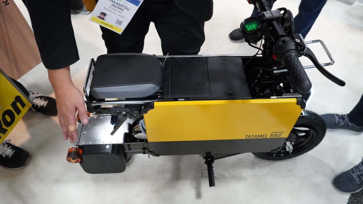 Icoma Tatamel hands-on: A mini transformable e-bike - Android Authority