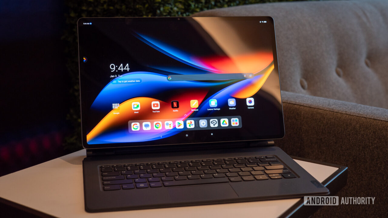 Android 14 update tracker: When will your phone get it? - Android Authority