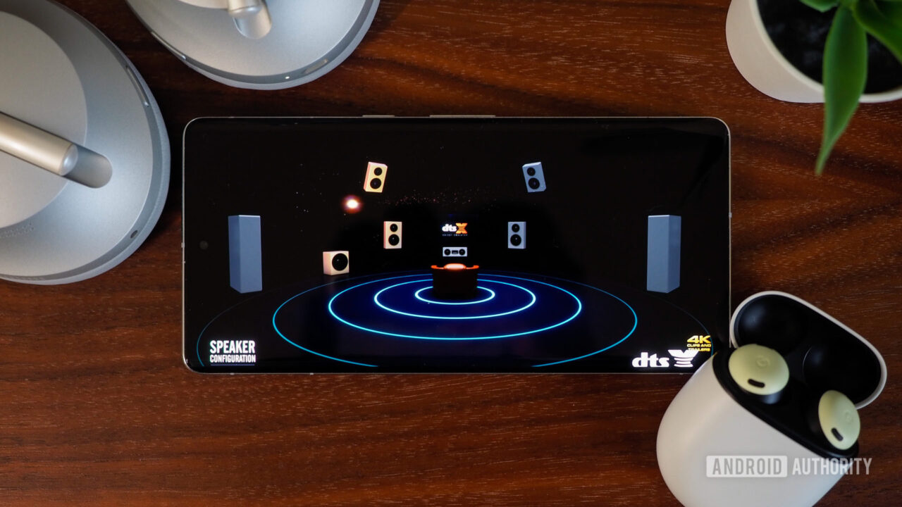 Testing spatial audio on the Pixel 7 is a confusing but delightful ...