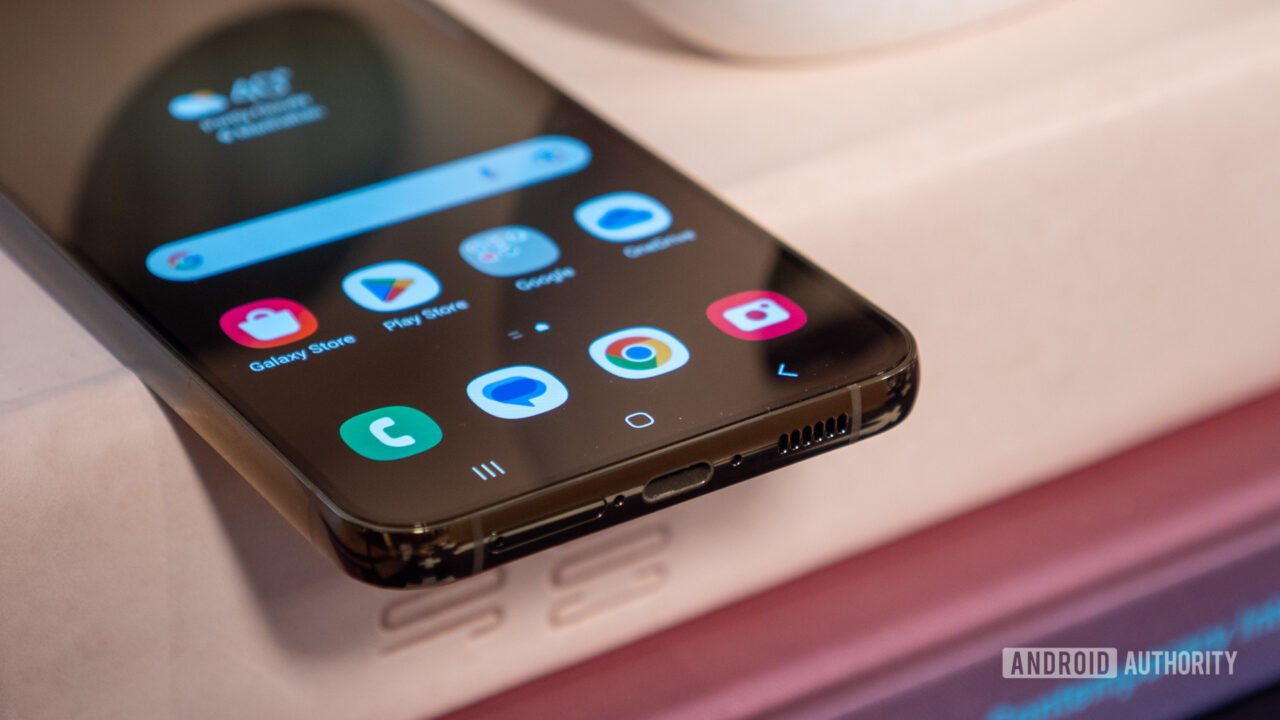 Samsung Galaxy S23 review: A giant among smaller phones