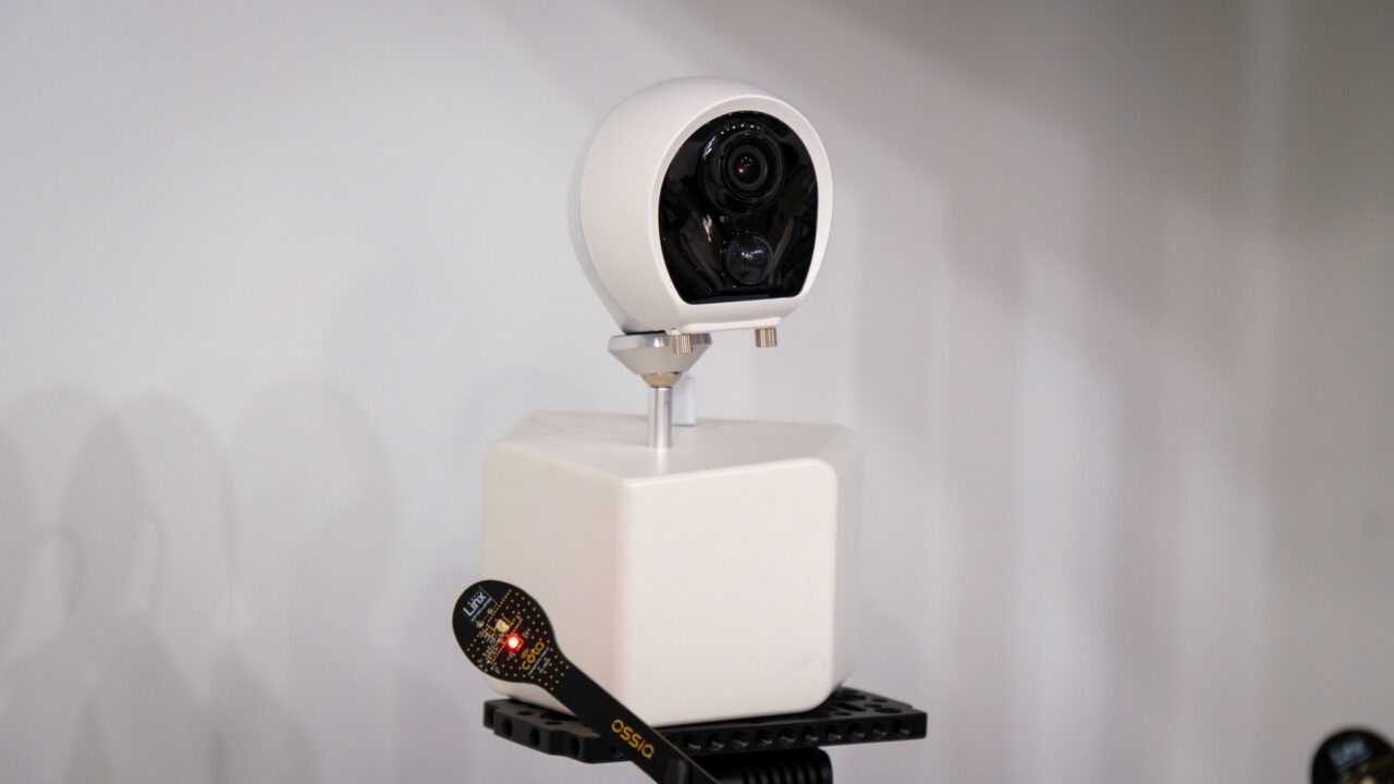 The ARCHOS Cota is a security camera with wireless power