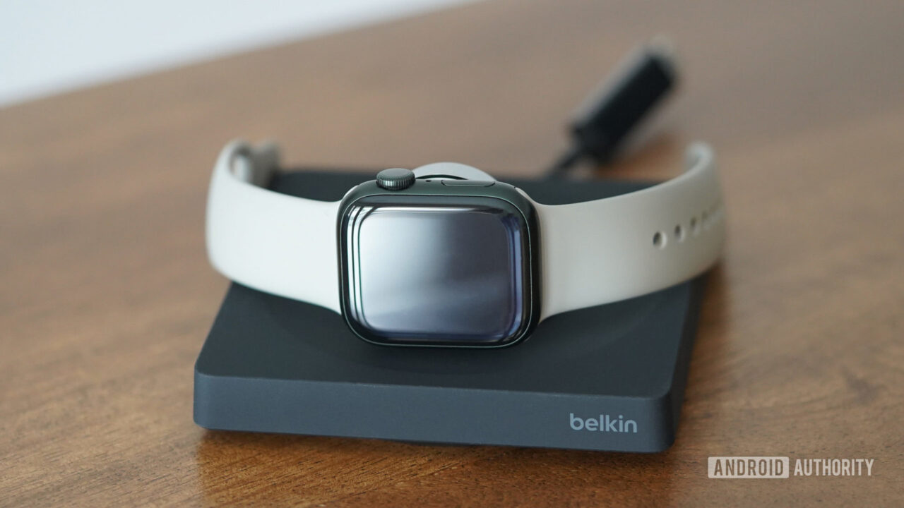 Belkin BoostCharge Pro for Apple Watch review: Portable fast charging