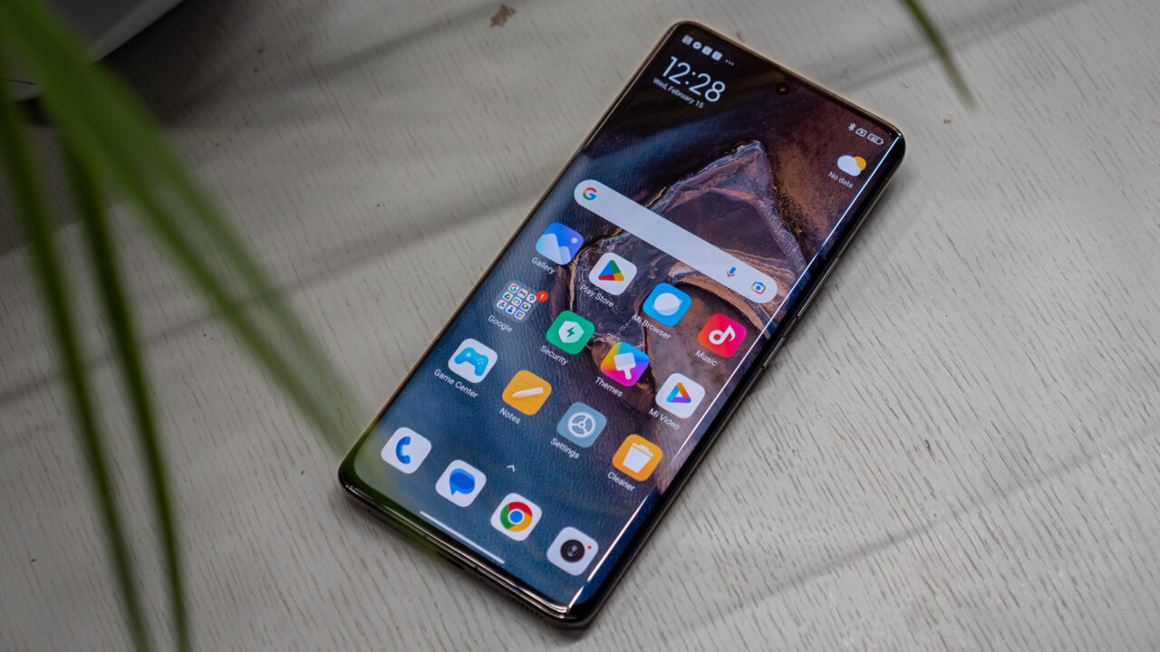 Android 14 update tracker: When will your phone get it? - Android Authority