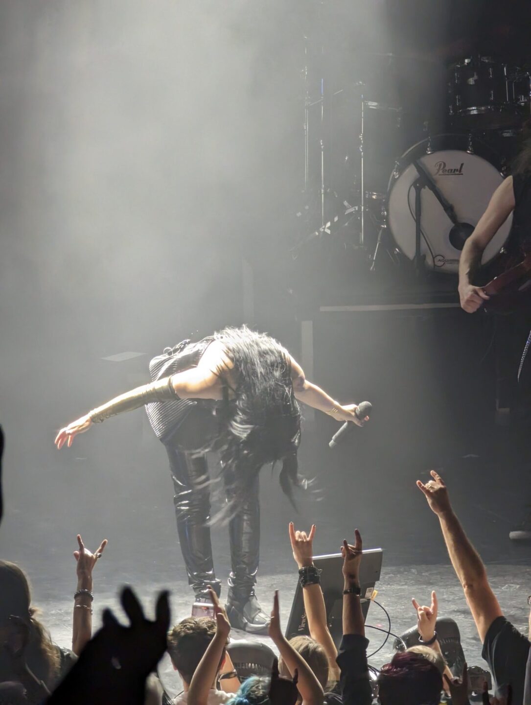 The Pixel 7 Pro is my ultimate phone camera for concerts