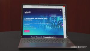 Lenovo rollable screen laptop hands-on: Expandable display in action