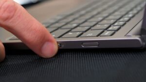 Lenovo rollable screen laptop hands-on: Expandable display in action