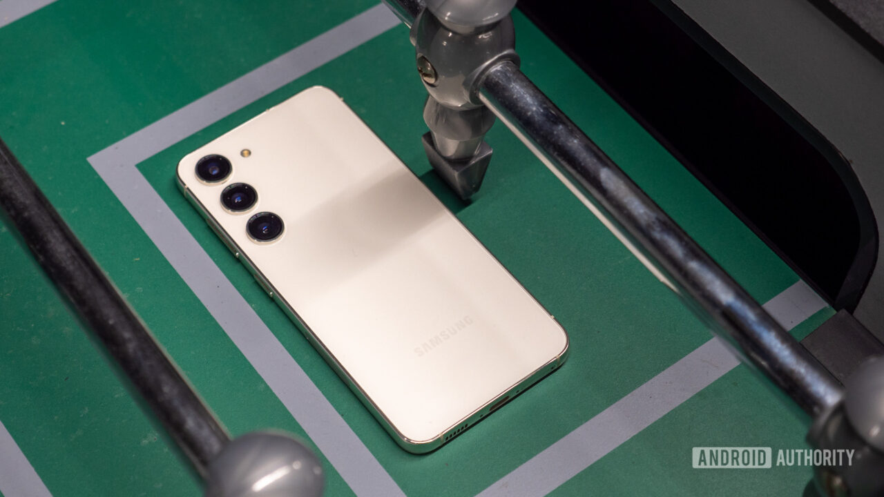 Samsung Galaxy S23 review: A giant among smaller phones