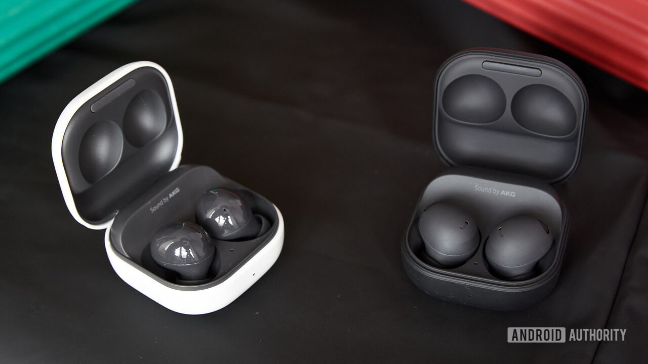 Samsung Galaxy Buds 2 Pro vs Buds 2 vs Buds Live - Android Authority