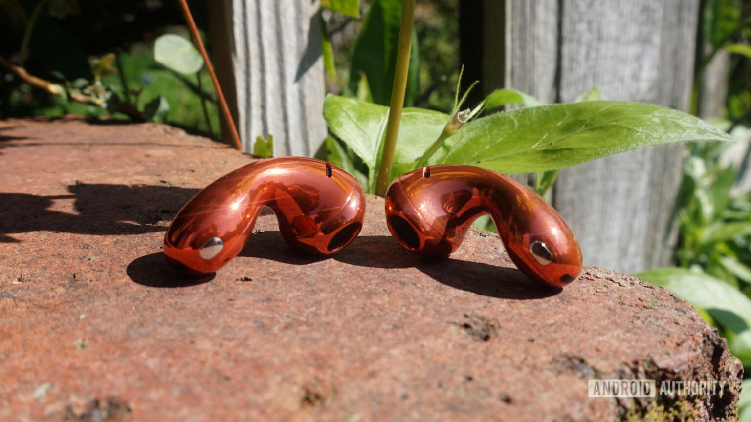 HUAWEI FreeBuds 5 review: Bold and comfortable open-fit earbuds