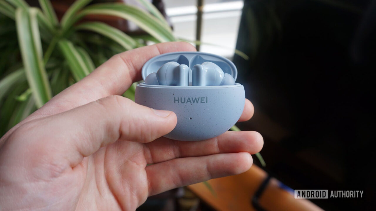 HUAWEI FreeBuds 5i review: Superior ANC without breaking the bank