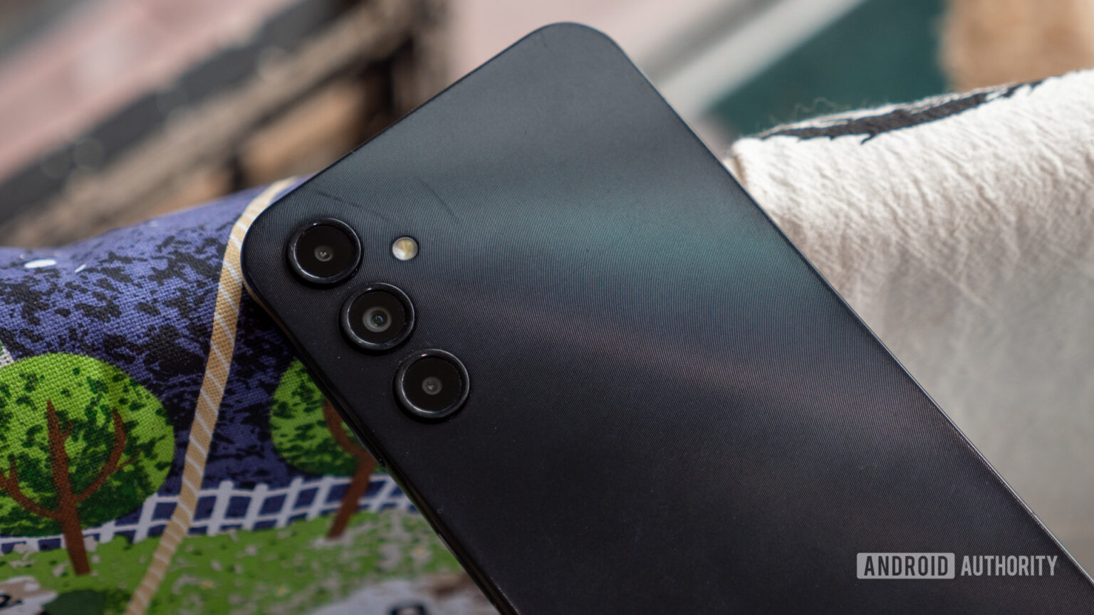 Samsung Galaxy A14 5G review: Galaxy S23 style at a rock-bottom price