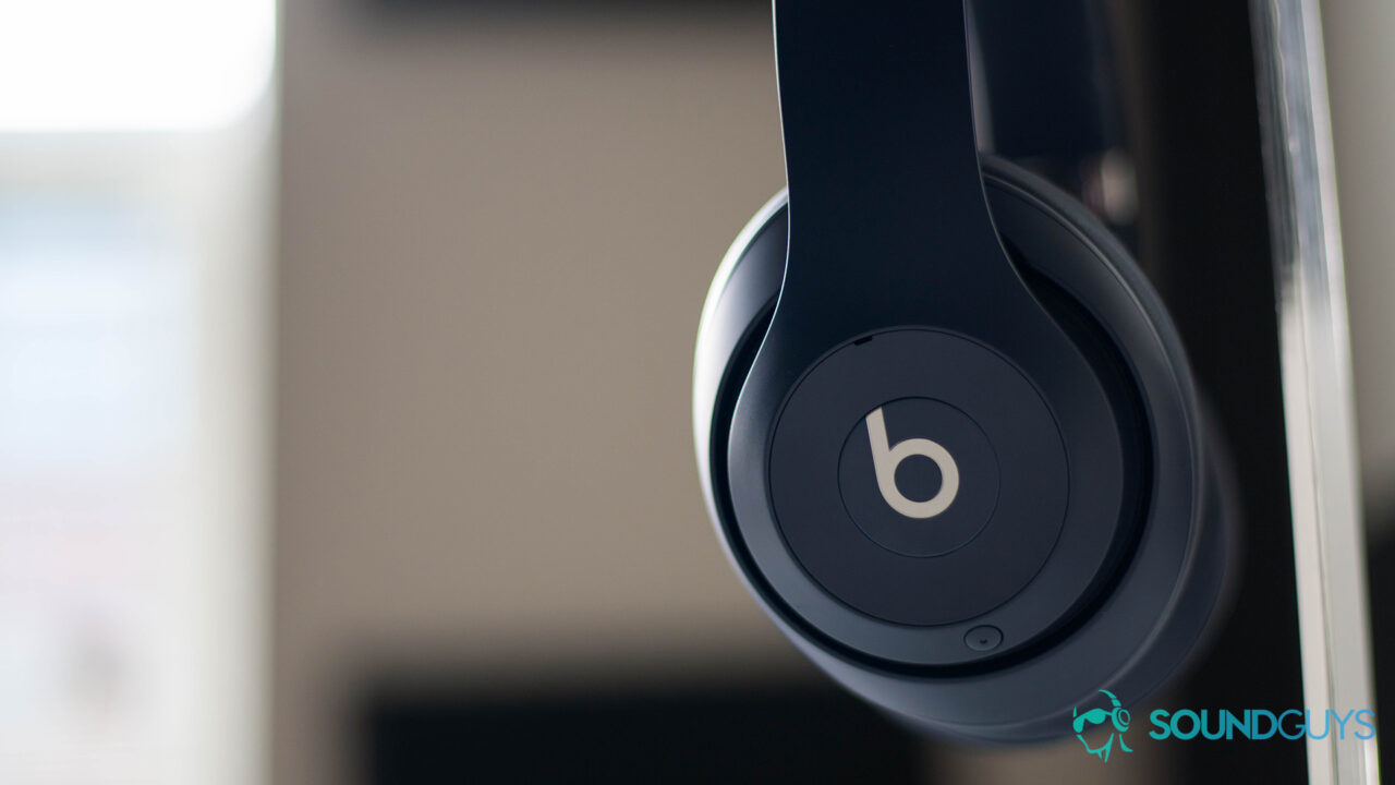 Beats Solo 3 vs Beats Studio 3: What's the difference?