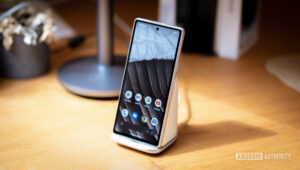 Pixel 7 and 7 Pro problems and how to fix them - Android Authority