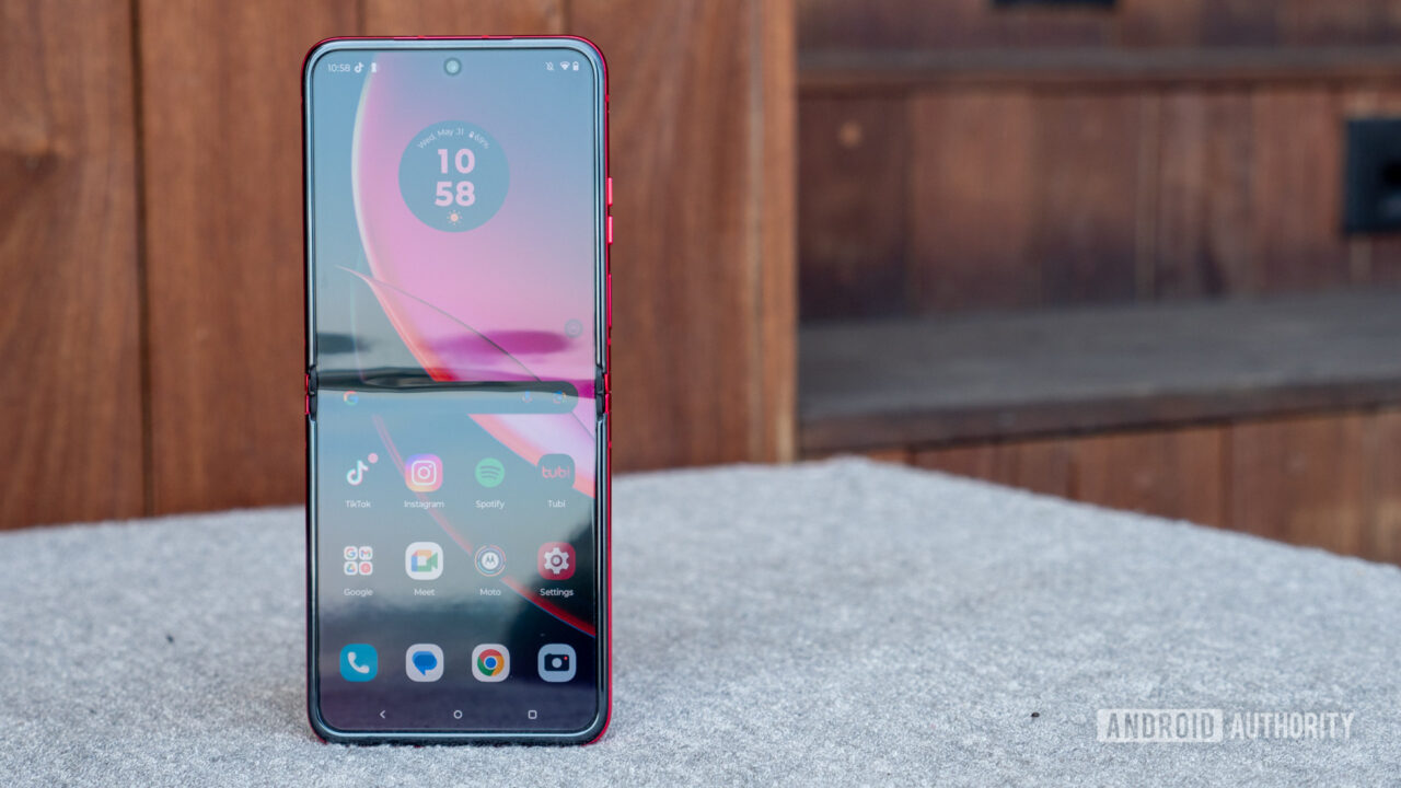 The best small Android phones in 2024 - Android Authority