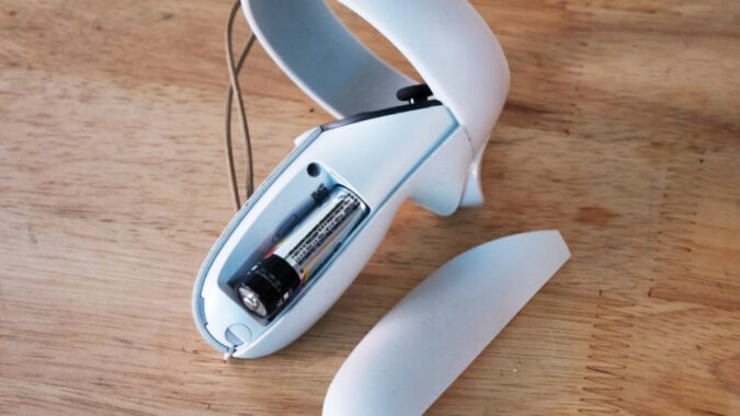 How to change batteries on a Meta (Oculus) Quest 2 controller