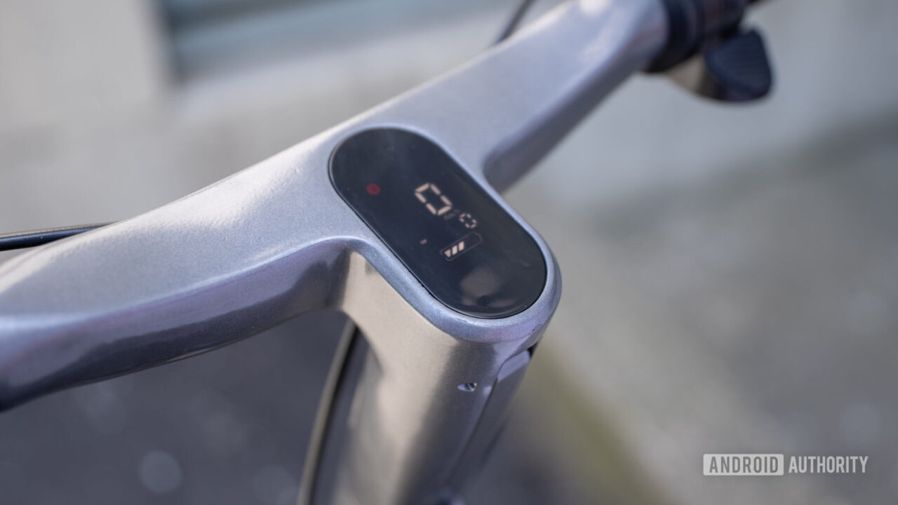 Apollo Phantom V3 review: A new standard for electric scooters at 41mph