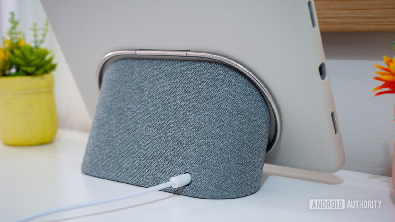 The Pixel Tablet is the best Android tablet. Here’s why. - Android ...