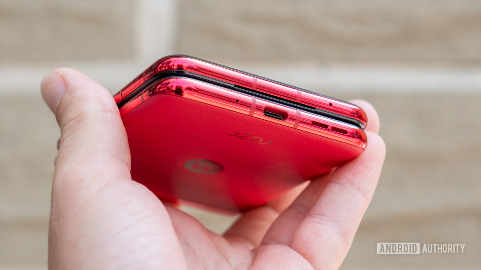 Motorola Razr Plus review: Should you buy it? - Android Authority