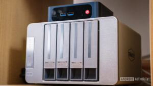 I built a cheap DIY NAS server and saved $100s