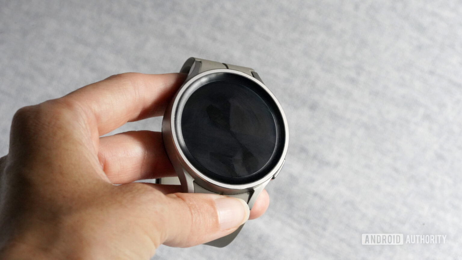 If the rotating bezel is back, I'll hit 'check out' on a Galaxy Watch 6