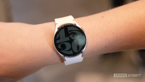 Here's a golden 34% discount on the Samsung Galaxy Watch 6 - Android ...