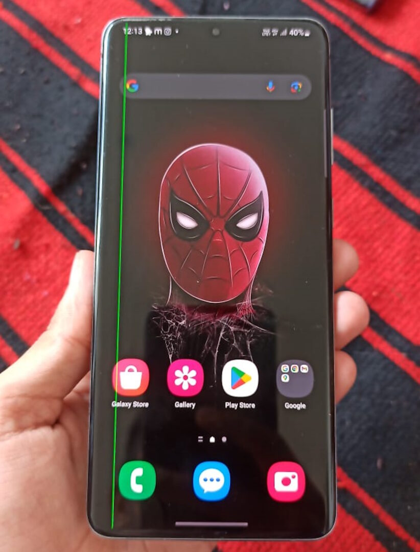 How to fix the green line issue on your Android phone's screen