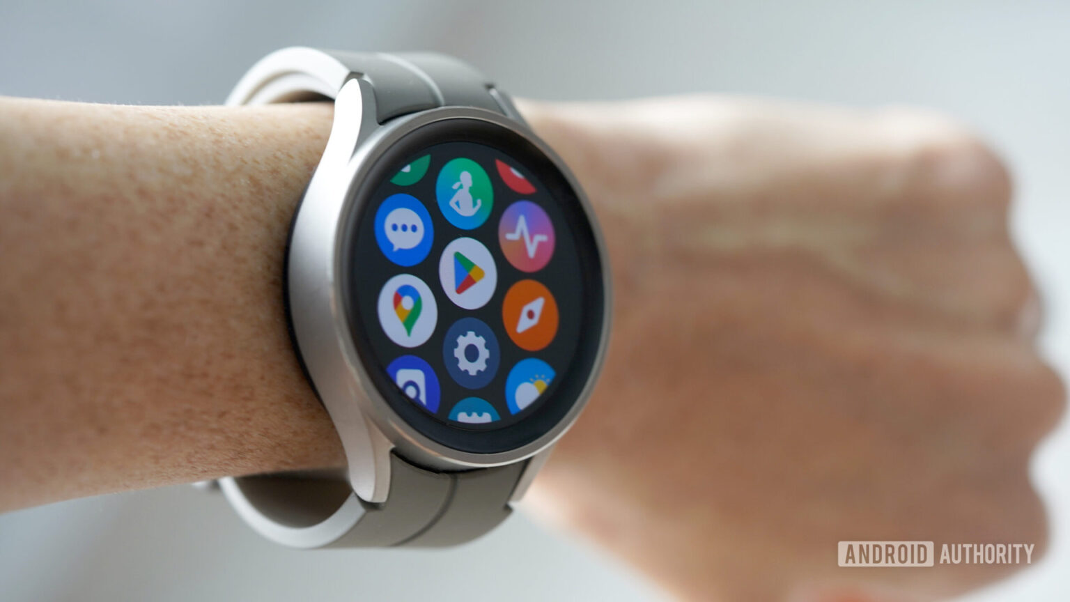 Apps not opening on your Galaxy Watch? You're not alone