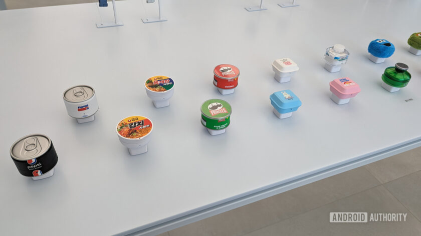 Here's what the Samsung flagship store in Seoul is like