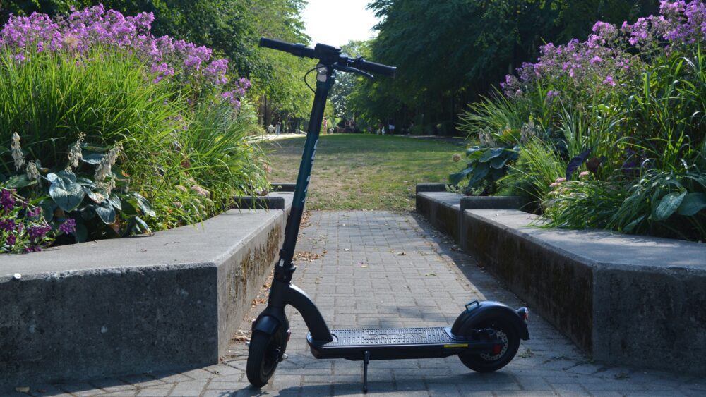 Gotrax Gmax Ultra review: Is it worth it? - Android Authority