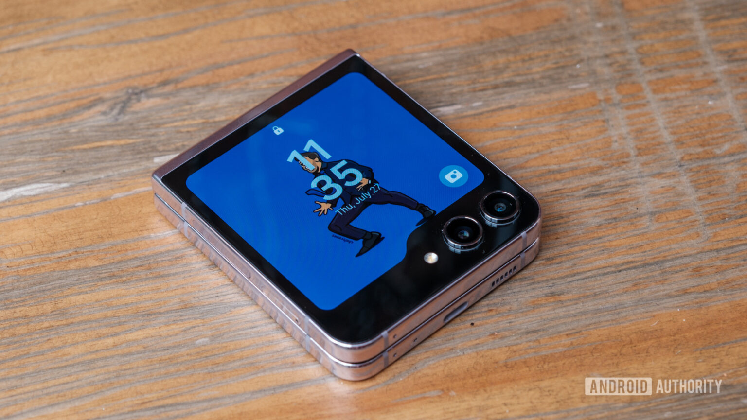 Samsung Galaxy Z Flip 5 problems and how to fix them - Android Authority