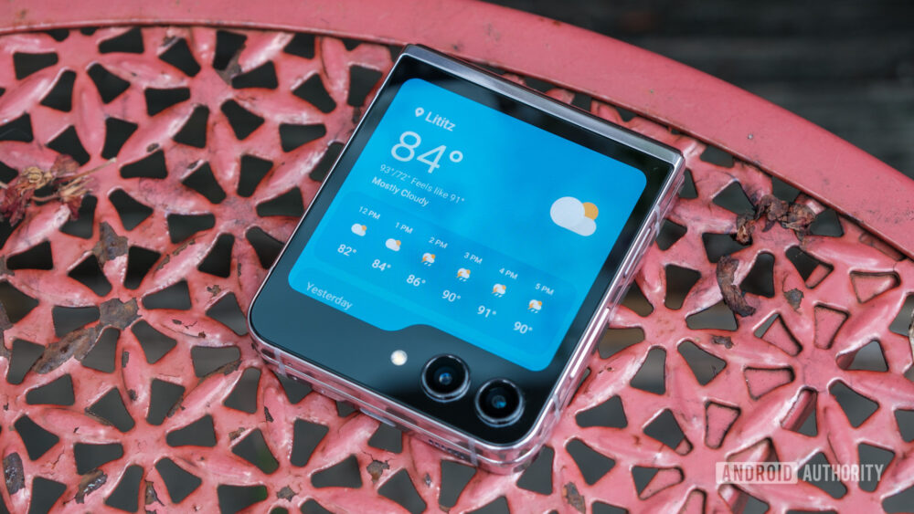 Samsung Galaxy Z Flip 5 problems and how to fix them - Android Authority