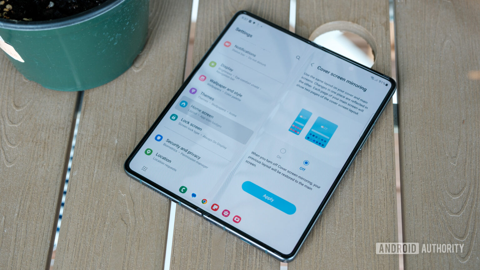 The Pixel Fold should copy this display feature from Samsung's foldables