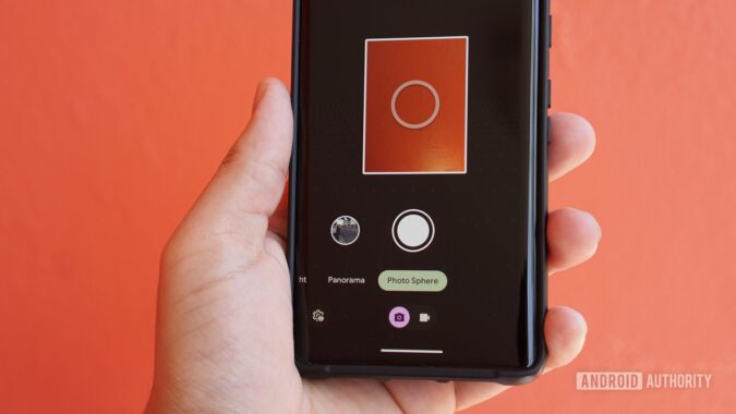 Google revives its 360-degree Photo Sphere mode on older Pixel phones ...