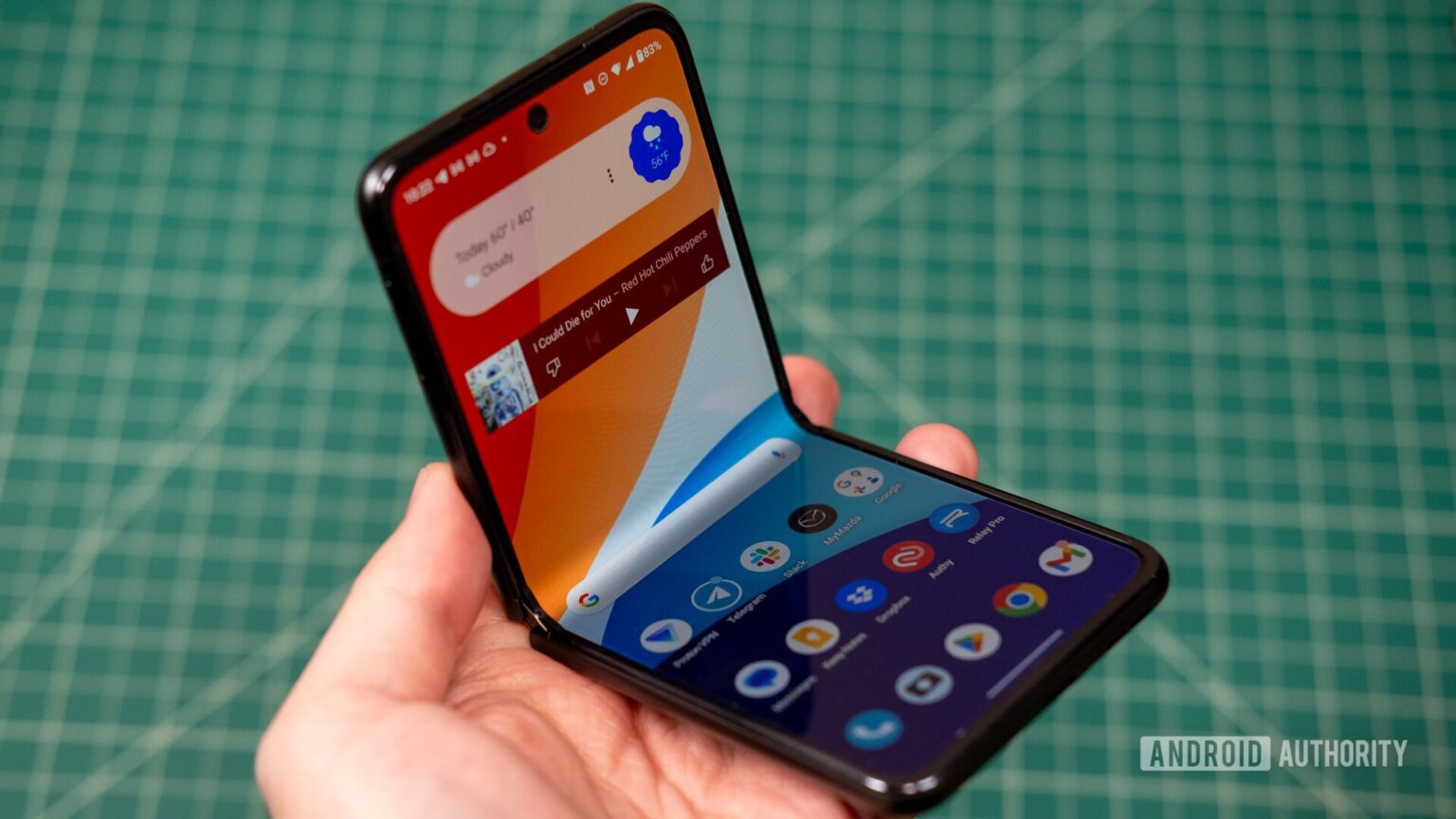 Motorola has a long-overdue Android 14 treat for the Razr (2023) - Android Authority